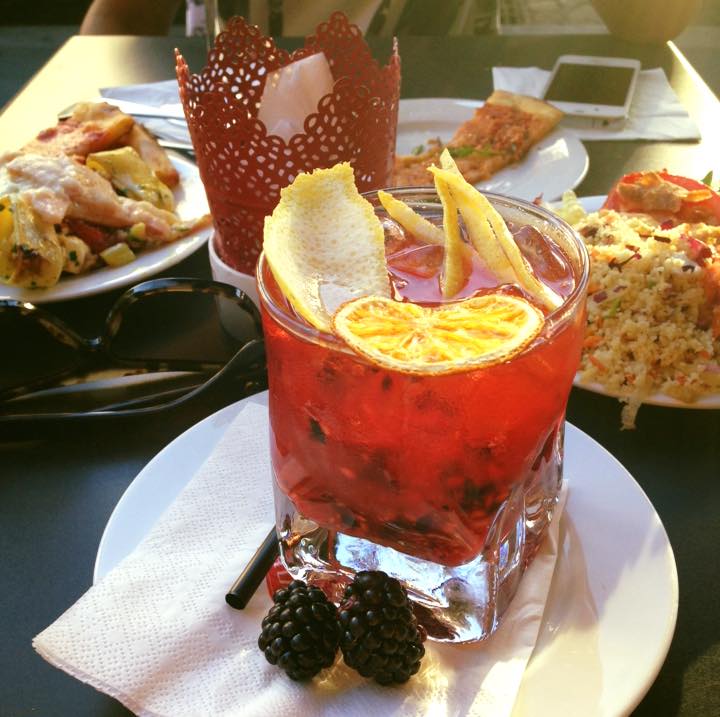 HAPPY HOUR! It's time for an Italian Aperitivo! - EcoArt Travel Blog