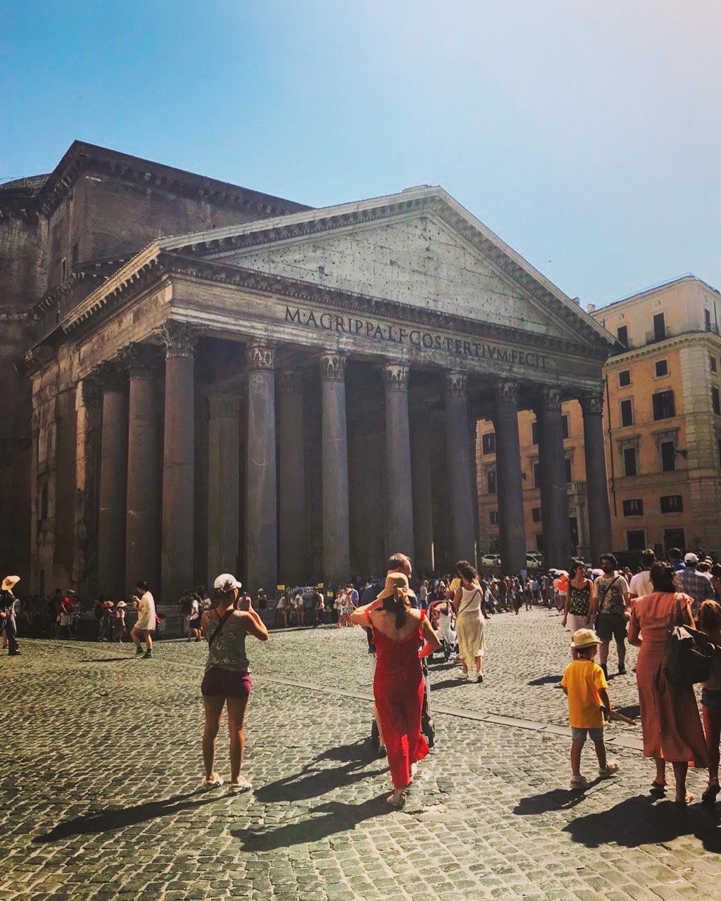 Italian philosophy of life in contrasts (p. 14): Temple of All Gods ...