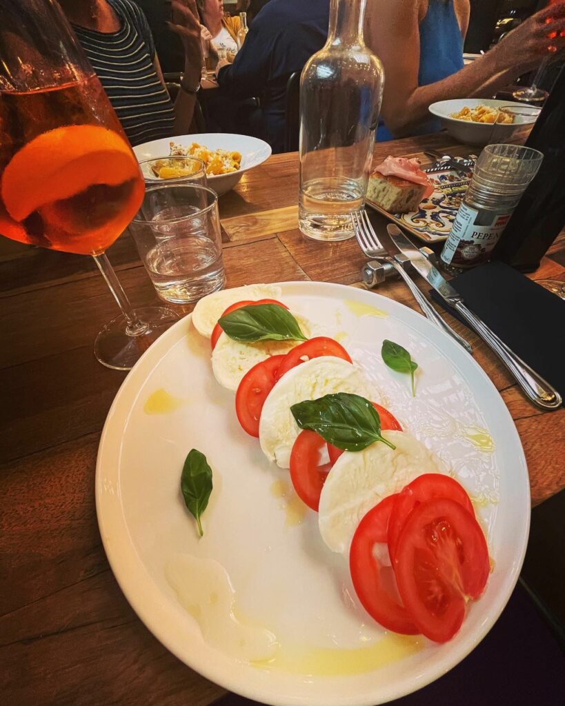 Dual Ec(h)o of Rome: Rome's Top Magical Dinner Spots - EcoArt Travel Blog